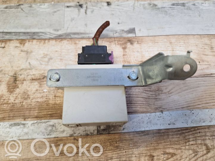 8594005020 Toyota Avensis T250 Window wiper relay, 5.00 € | RRR