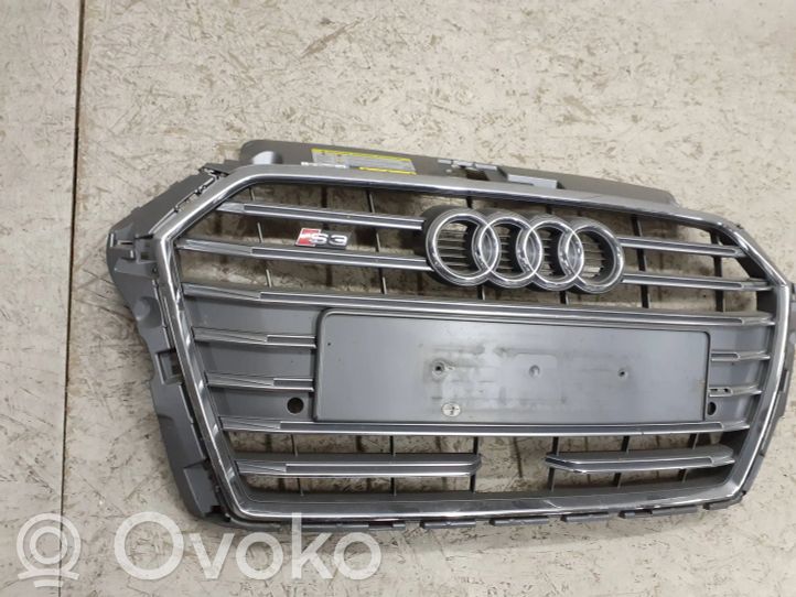 8V3853651AE Audi A3 S3 8V Front bumper upper radiator grill, 283.84 € | RRR