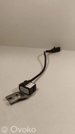 7L0907673E Audi Q7 4L ESP acceleration yaw rate sensor, 5.00 € | RRR