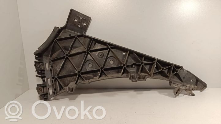 4L0807284B Audi Q7 4L Front bumper mounting bracket, 10.00 € | RRR