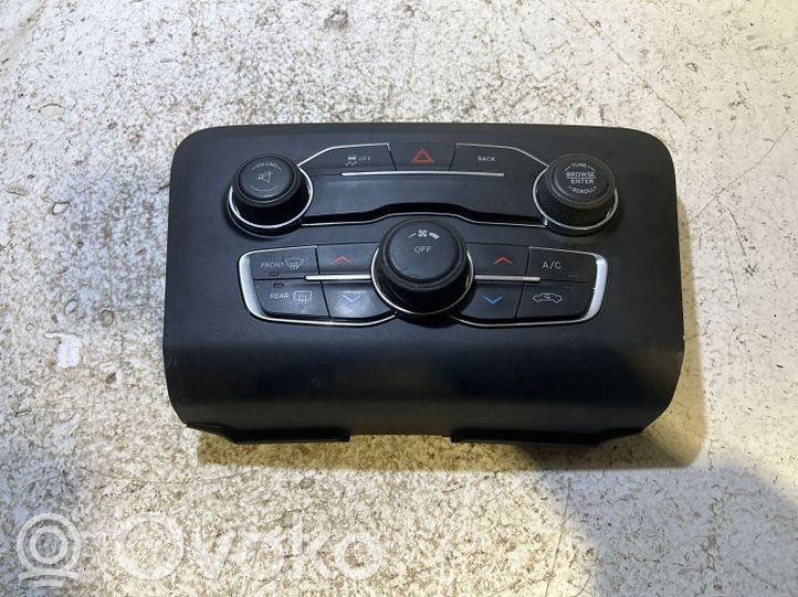 P56054673AB Dodge Charger Climate control unit, 40.00 € | RRR