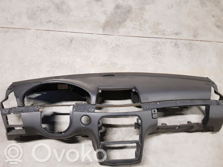 A2206803087 Mercedes-Benz S W220 Dashboard, 50.00 € | RRR