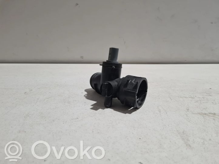 8K0122293 Audi Q5 SQ5 Manguera/tubo del líquido refrigerante, 10.00 € | RRR