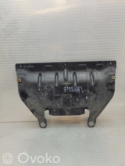 6850067 BMW 4 F36 Gran coupe Engine splash shield/under tray, 16.00 € | RRR