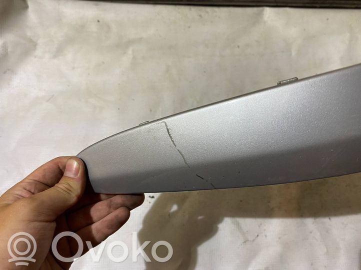 a2118850521 Mercedes-Benz E W211 Moulure de pare-chocs avant, 19.00 ...