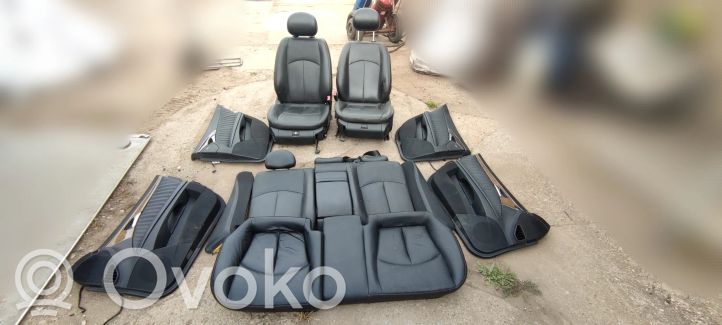 Mercedes-Benz E W211 Seat set, 120.00 € | RRR