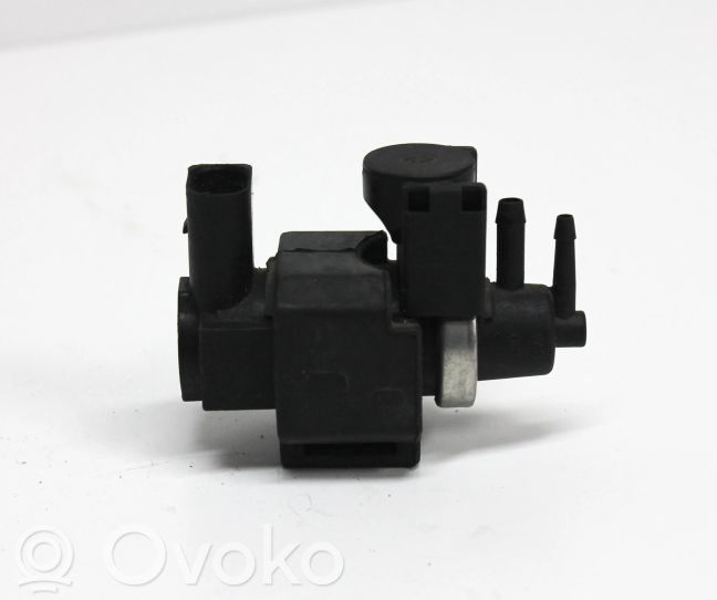 059906629 Audi Q5 SQ5 Électrovanne turbo, 15.00 € | OVOKO