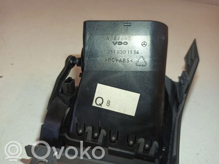 2118301154 Mercedes-Benz E W211 Dashboard, 47.36 € | RRR