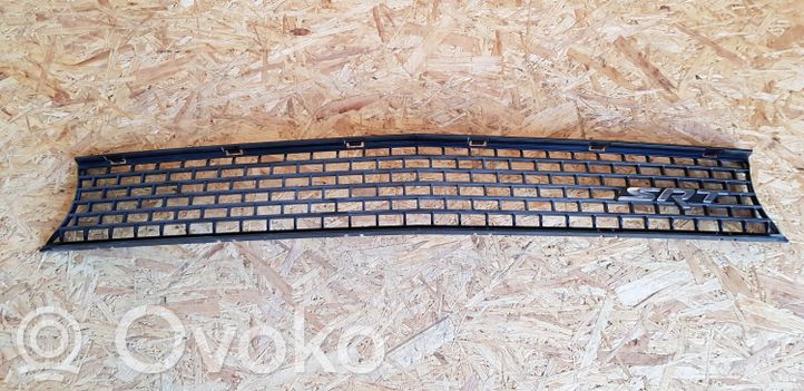 9404175 Dodge Challenger Front bumper upper radiator grill, 160.00 € | RRR