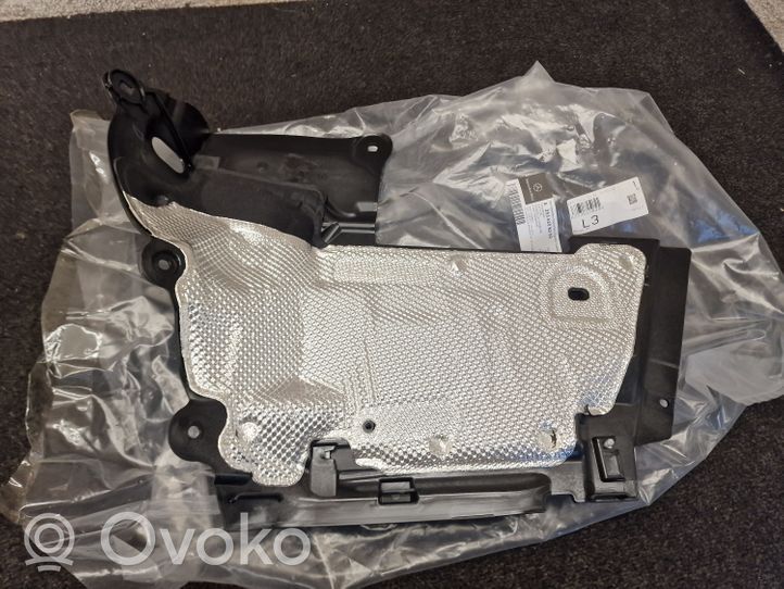 A2536208200 Mercedes-Benz GLC X253 C253 Écran thermique, 30.00 € | OVOKO