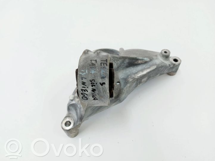 1093278-50-B Tesla Model 3 Engine mount vacuum valve, 48.00 € | RRR