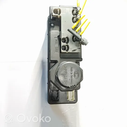 2108002848 Mercedes-Benz E W210 Central locking vacuum pump, 30.00 € | RRR