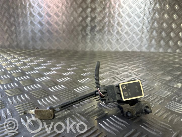 A0105427717 Mercedes-Benz E W211 Air suspension front height level ...