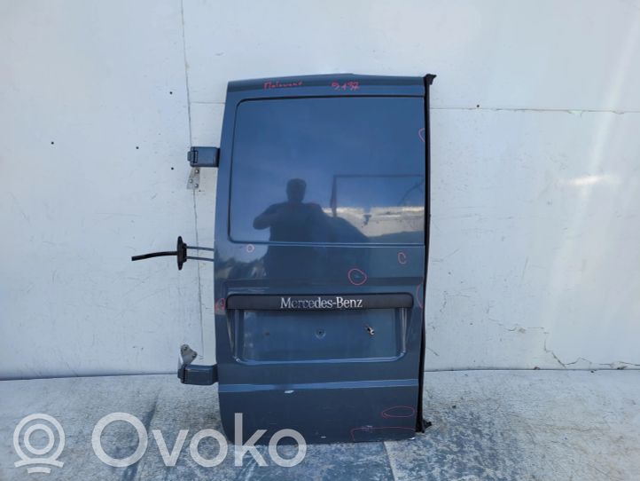 Mercedes-Benz Vito Viano W639 Rear door, 207.06 € | RRR