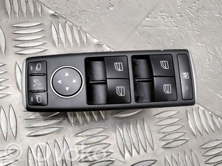 2049053905 Mercedes-Benz E W212 Interrupteur commade lève-vitre, 25.00 ...
