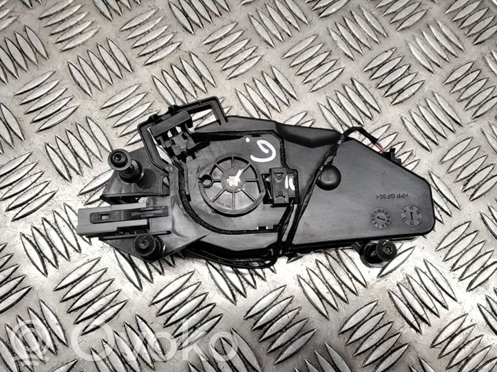 31440491 Volvo V70 Moteur ouverture de coffre, 68.11 € | OVOKO