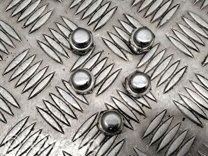 Mazda 6 Nuts/bolts, 8.00 € | RRR