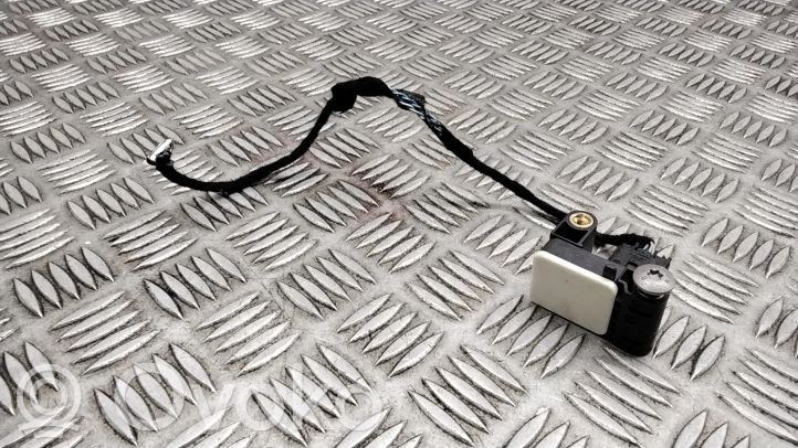 6911003 BMW X5 E70 Capteur de collision / impact de déploiement d'airbag, 10.00 € | OVOKO