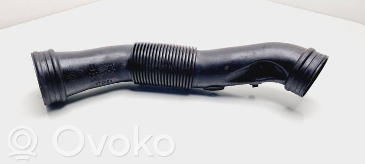 06B129627 Volkswagen PASSAT B5 Tube d'admission d'air, 3.00 € | OVOKO