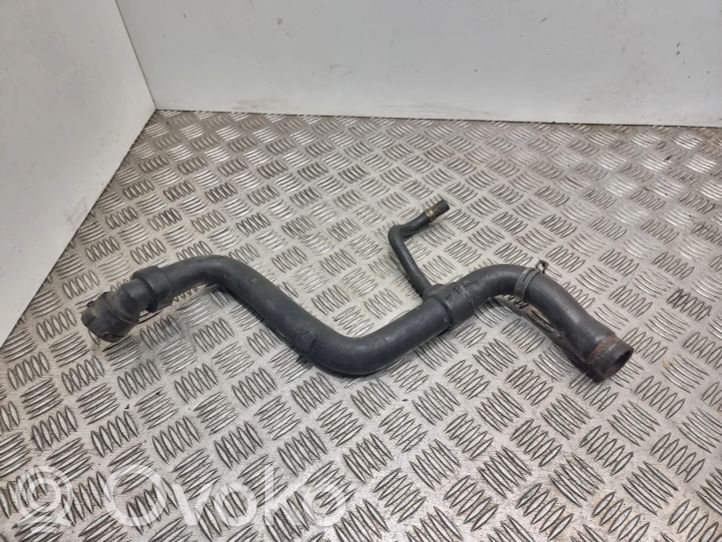 4B0121101E Audi A4 S4 B5 8D Engine coolant pipe/hose, 10.00 € | RRR