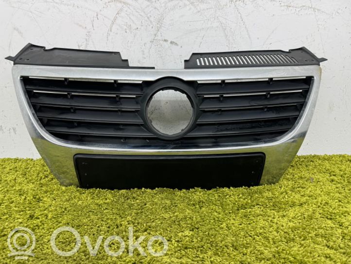 3c0853651ad Volkswagen PASSAT B6 Front bumper upper radiator grill, 93. ...