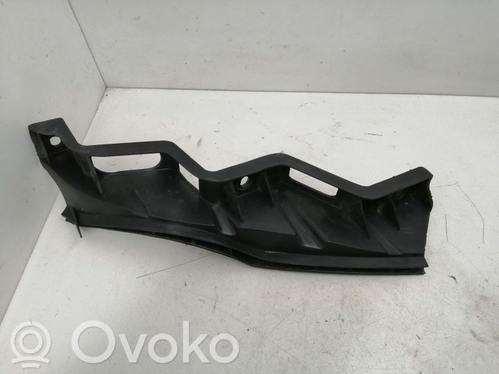 3C0807889 Volkswagen PASSAT B6 Front bumper mounting bracket, 10.00 € | RRR