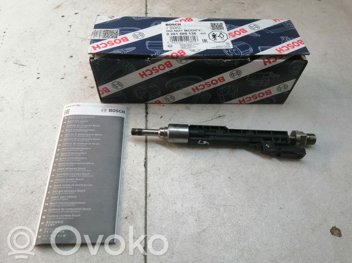 13647599876 BMW M5 Fuel injector, 50.00 € | RRR