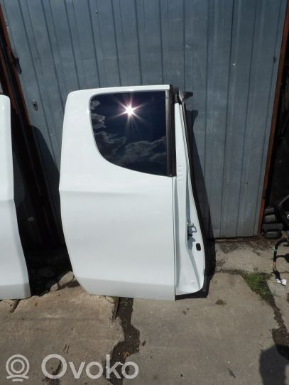 Mitsubishi L200 Rear door, 776.21 € | RRR