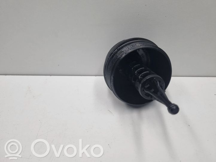 A6421800038 Mercedes-Benz ML W164 Couvercle de filtre à huile, 19.00 ...