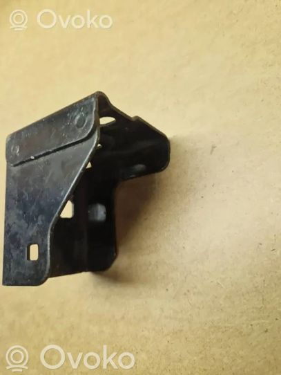 A2056261300 Mercedes-Benz C AMG W205 Support, crochet roue de secours ...