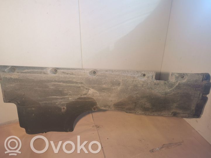 748506 BMW 7 F01 F02 F03 F04 Center/middle under tray cover, 40.00 € | RRR