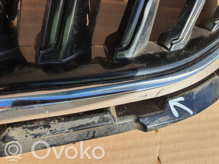 5E0853653C Skoda Octavia Mk3 (5E) Front bumper upper radiator grill, 62 ...