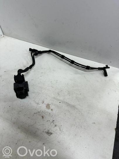 059906628B Audi Q7 4L Turbo solenoid valve, 5.00 € | RRR