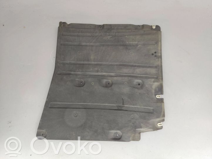 7340745 BMW 5 G30 G31 Center/middle under tray cover, 24.00 € | RRR