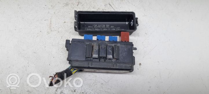 9021YA2 Suzuki Grand Vitara II Boîte à fusibles relais, 10.00 € | OVOKO