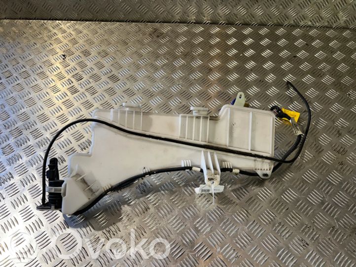 9810819180 Peugeot 5008 II Windshield washer fluid reservoir/tank, 70. ...
