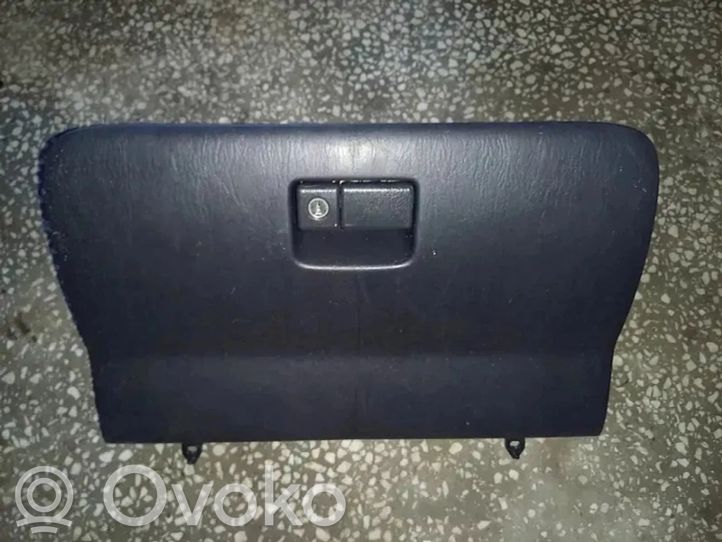 Toyota RAV 4 (XA20) Other center console (tunnel) element, 12.68 € | RRR
