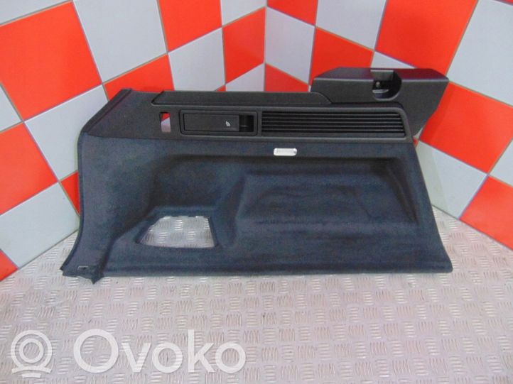 760867037C Volkswagen Touareg III Apatinis, bagažinės šono, apdailos ...