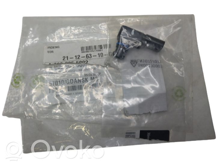 A0009055002 Mercedes-Benz GLC X253 C253 Capteur de pression d'huile, 77 ...