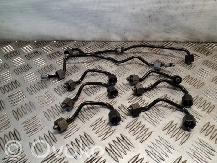 Jeep Grand Cherokee (WK) Fuel injector supply line/pipe, 29.00 € | RRR