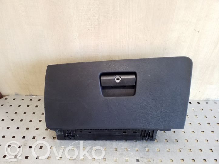 3456789012 BMW 3 E90 E91 Glove box lid/cover, 15.00 € | RRR