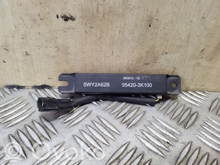 5WY2A62B KIA Sportage Interior comfort aerial antenna, 15.00 € | RRR