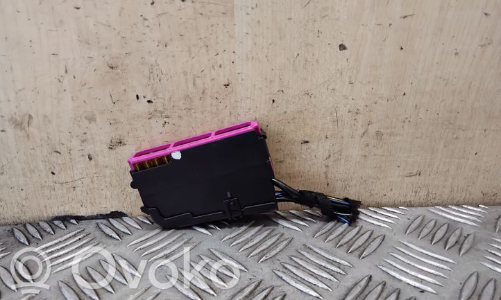 4H0941824 Audi A8 S8 D4 4H Fuse module, 8.00 € | RRR