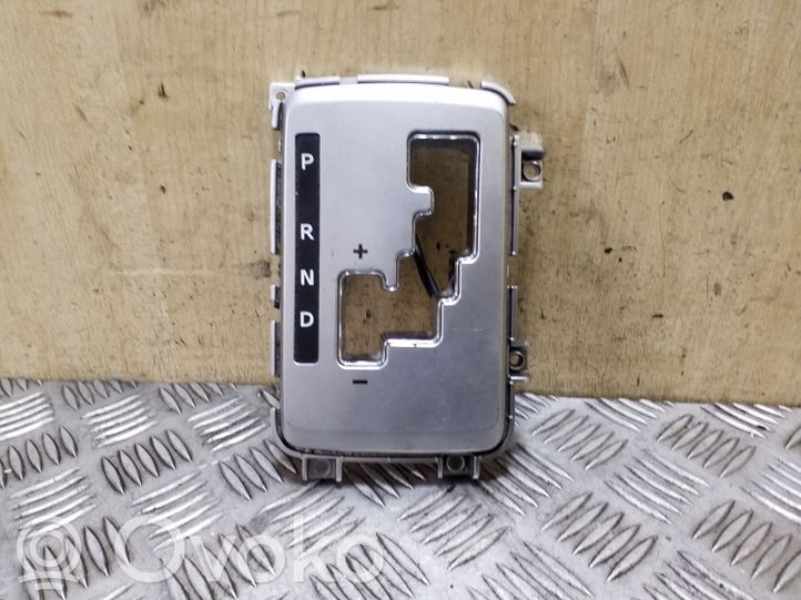 846542P110 KIA Sorento Gear shift selector indicator, 20.00 € | RRR