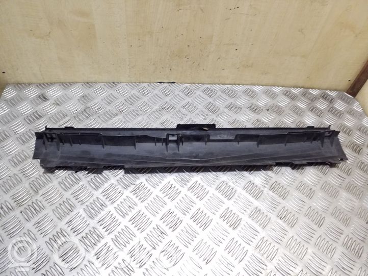 8R0807217 Audi Q5 SQ5 Déflecteur d'air de radiateur de refroidissement ...