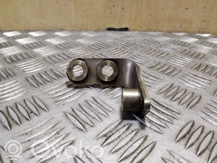 31319640 Volvo V40 Other engine bay part, 7.00 € | RRR