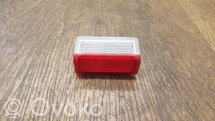 A0028201901 Mercedes-Benz GLC X253 C253 Éclairage intérieur porte ...