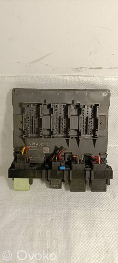 3AA937087C Volkswagen PASSAT B7 Module confort, 30.00 € | OVOKO