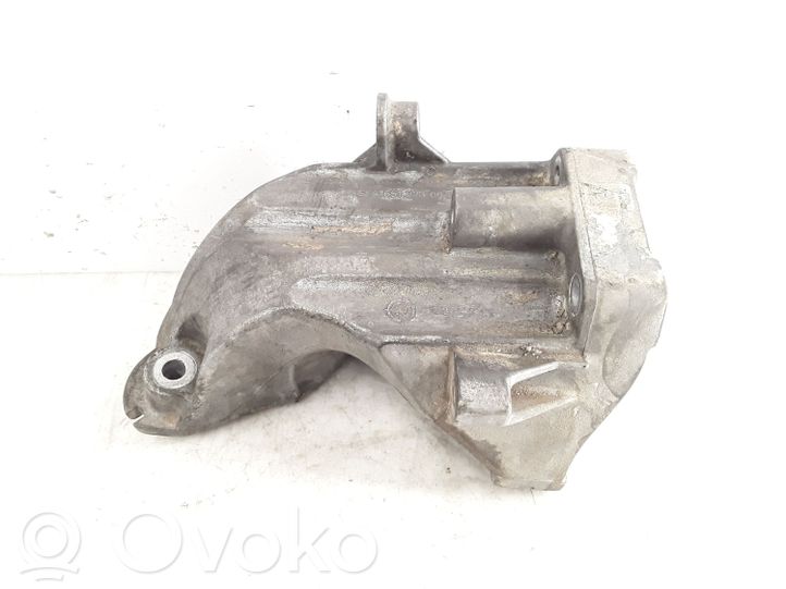 A6512230004 Mercedes-Benz C W204 Engine mounting bracket, 19.99 € | RRR