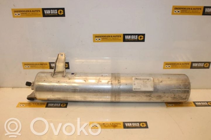 7P0616201A Volkswagen Touareg II Accumulateur de pression de réservoir ...